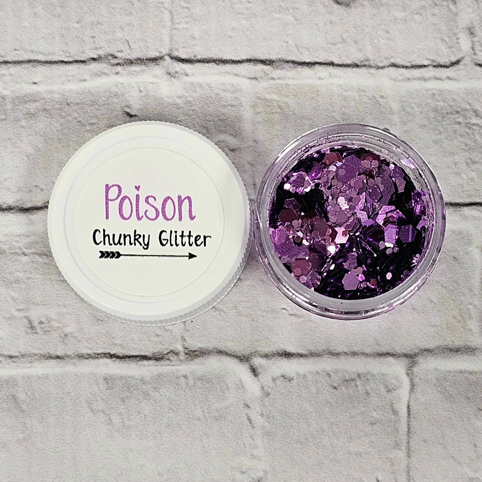 Poison Chunky Polyester Glitter (SAMPLE SIZE) – Zindee